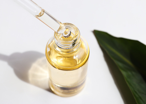The benefits of Bakuchiol Oil in skincare - Vasseur Skincare